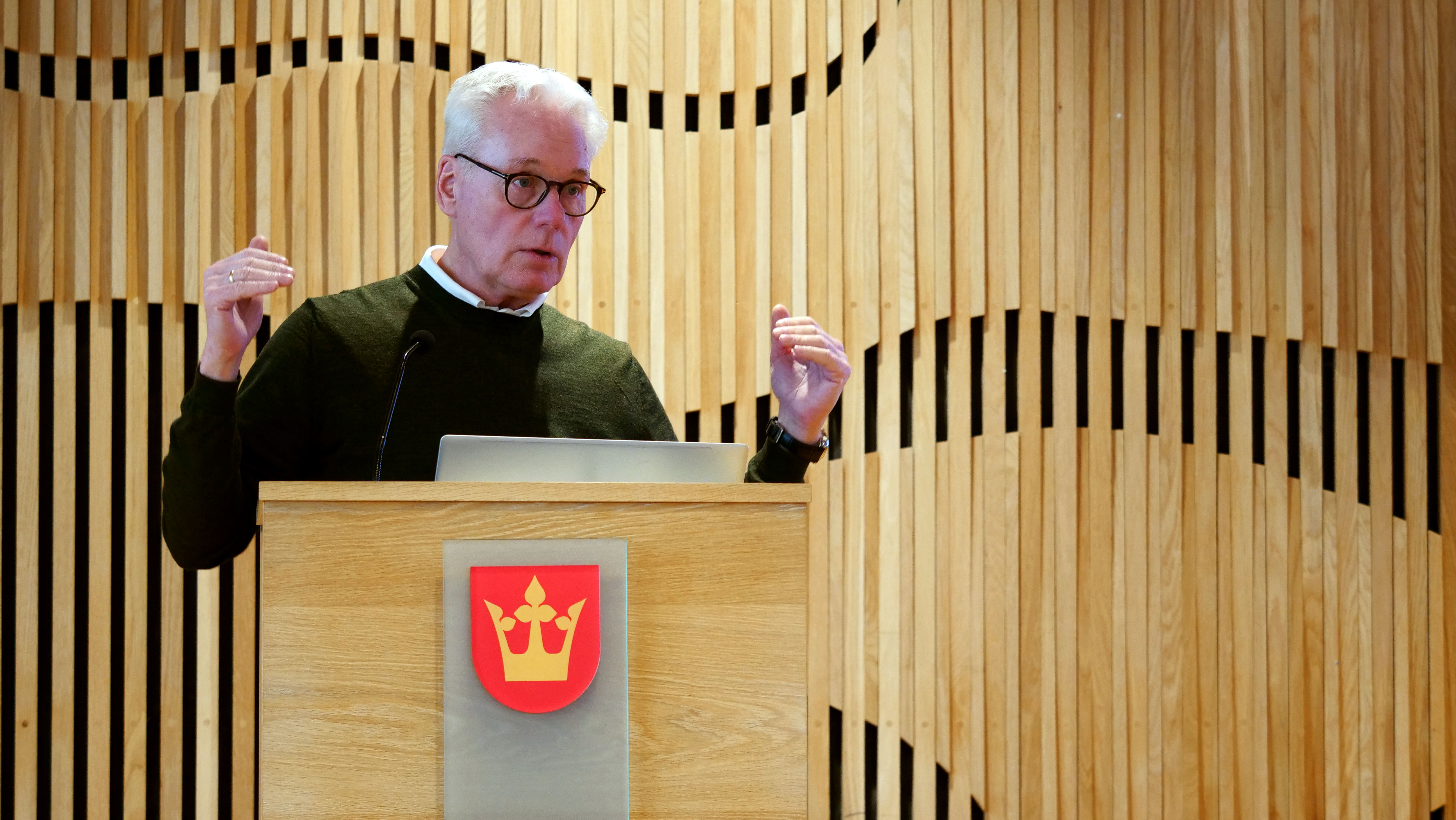 Vestfoldbenken på hjemmebesøk - Vestfold fylkeskommune