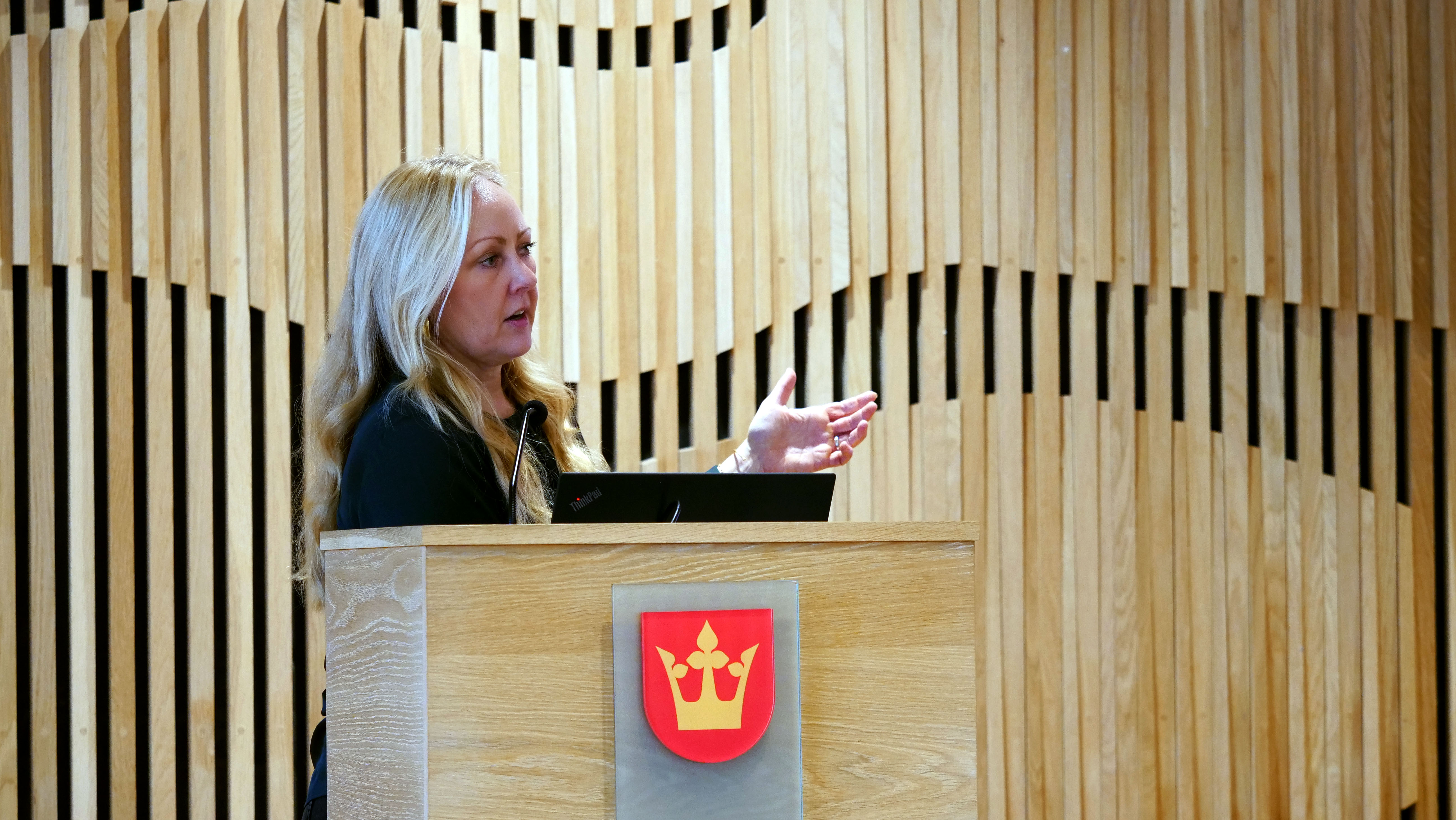 Vestfoldbenken på hjemmebesøk - Vestfold fylkeskommune